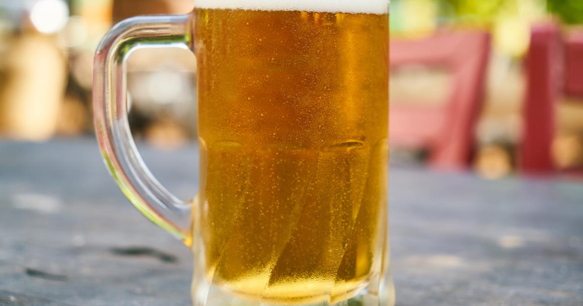 Le frasi sulla birra più celebri da condividere sui social e WhatsApp