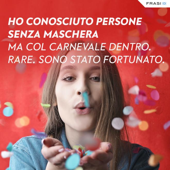 Frasi sul Carnevale: 50+ aforismi e battute divertenti